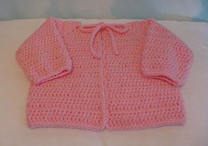 SLK Baby Sacque - Simple Crochet Baby Jacket Pattern ⋆ Free Baby Crochet